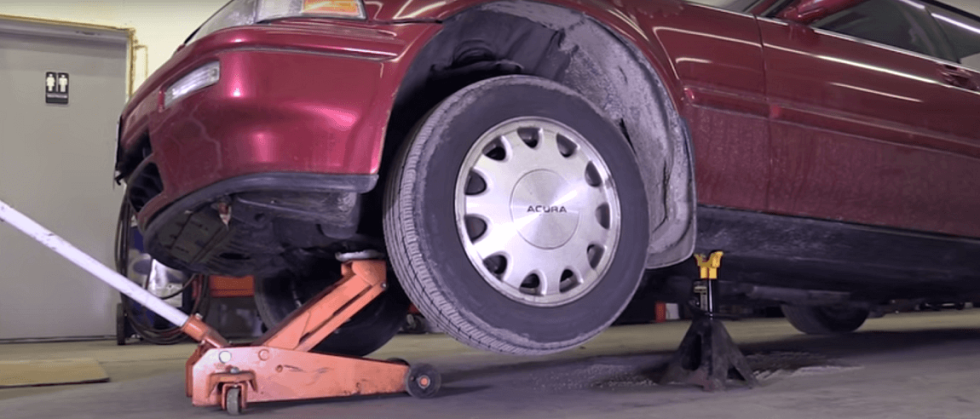 How to Use a Car Jack Safely: Top Tips for Accident-Free Lifting